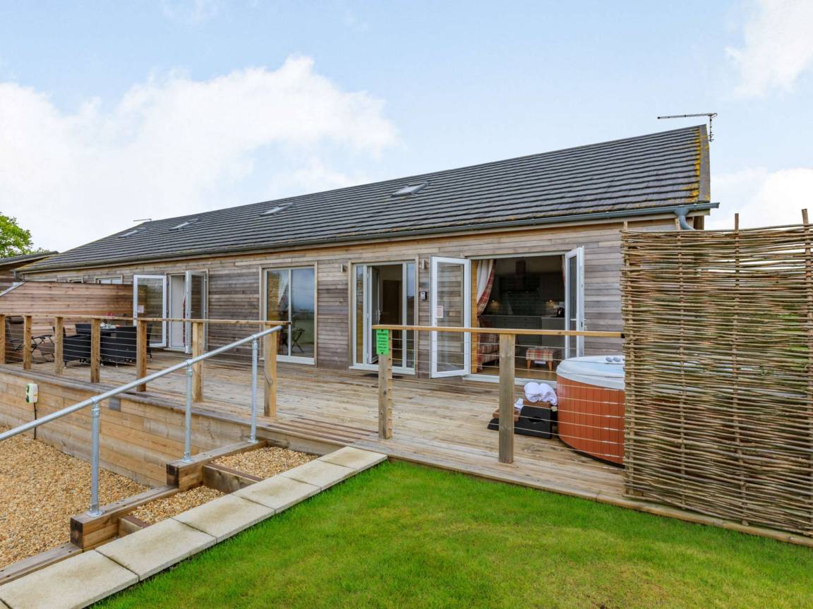 Cottage ∙ 2 Bedrooms ∙ 4 Guests - Yeovil