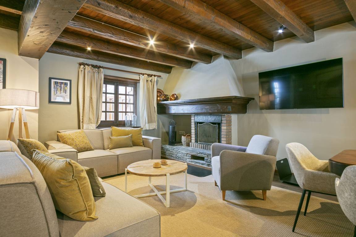 137 M² Casa ∙ 4 Habitaciones ∙ 8 Huéspedes - Baqueira