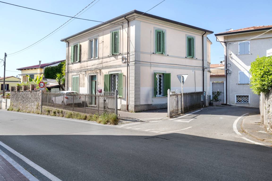 50 M² House ∙ 2 Bedrooms ∙ 5 Guests - Massa