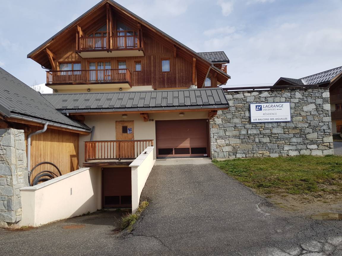 70 M² Appartement ∙ 3 Chambres ∙ 12 Personnes - Savoie