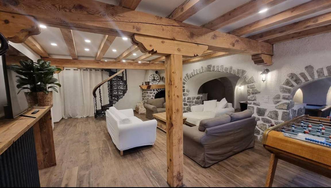 210 M² Gîte ∙ 4 Chambres ∙ 10 Personnes - Ceillac