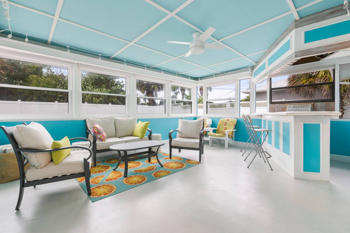 133 M² House ∙ 3 Bedrooms ∙ 7 Guests - New Smyrna Beach, FL
