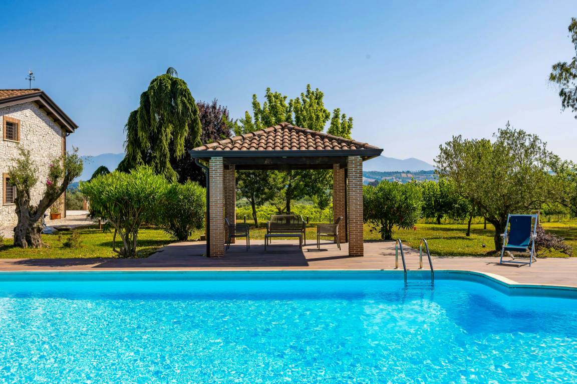 250 M² Casa Vacanza ∙ 4 Camere Da Letto ∙ 8 Ospiti - Provincia di Caserta