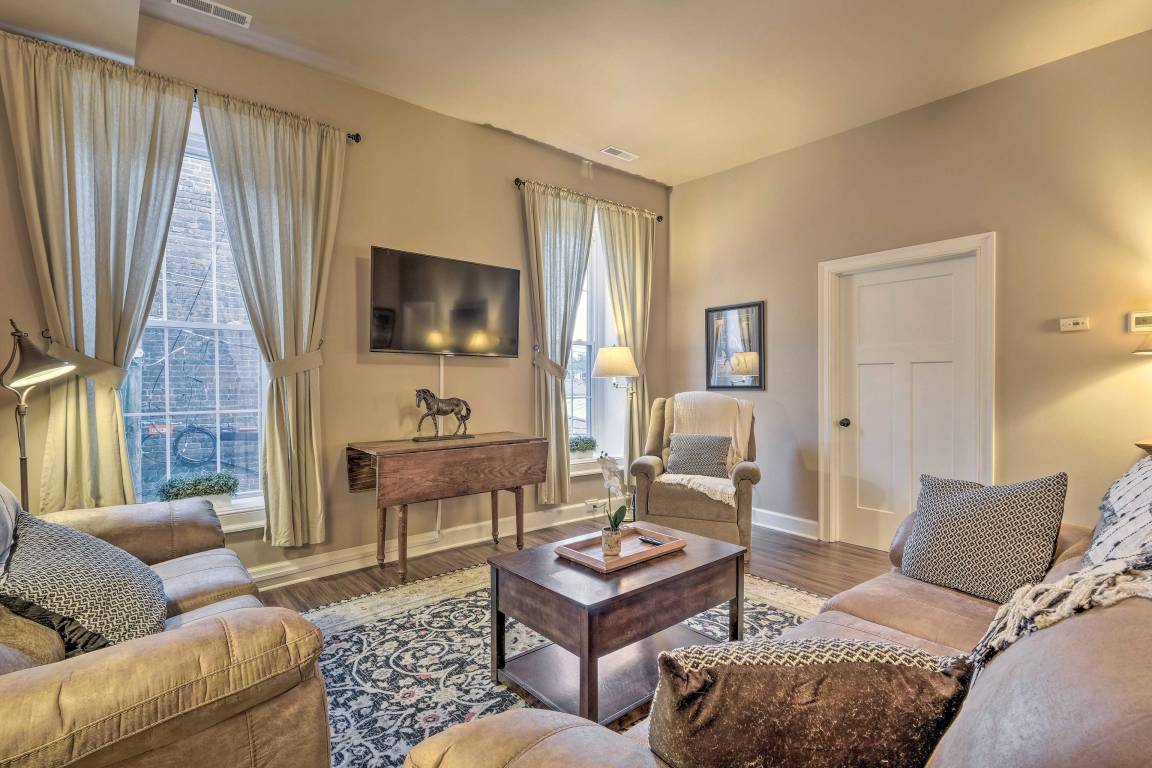 80 M² Apartment ∙ 2 Bedrooms ∙ 6 Guests - Georgetown, KY