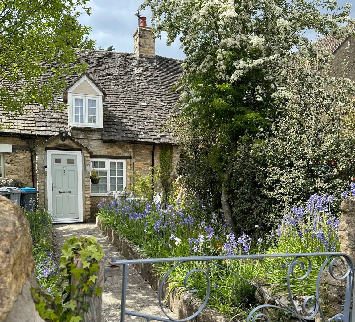 45 M² Cottage ∙ 1 Bedroom ∙ 4 Guests - Witney
