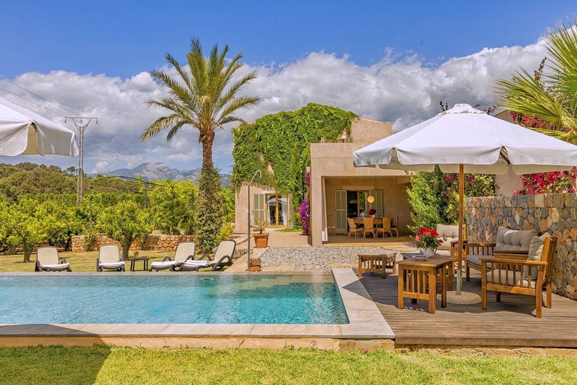 439 M² Casa De Campo ∙ 5 Habitaciones ∙ 12 Huéspedes - Inca