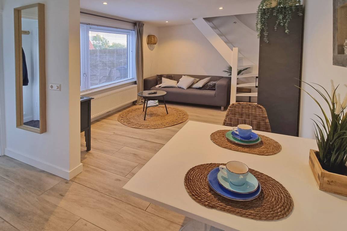 35 M² Ferienhaus ∙ 1 Schlafzimmer ∙ 2 Gäste - Katwijk aan Zee