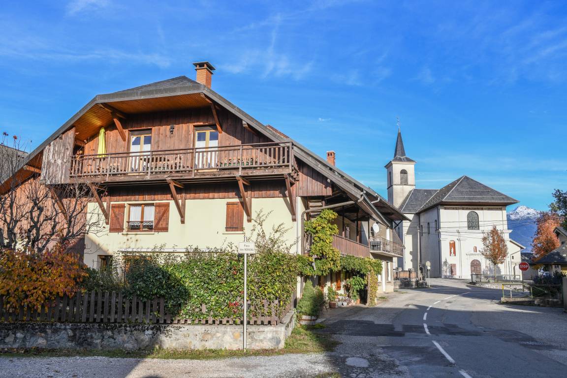 100 M² Appartement ∙ 2 Chambres ∙ 7 Personnes - Aiguebelle