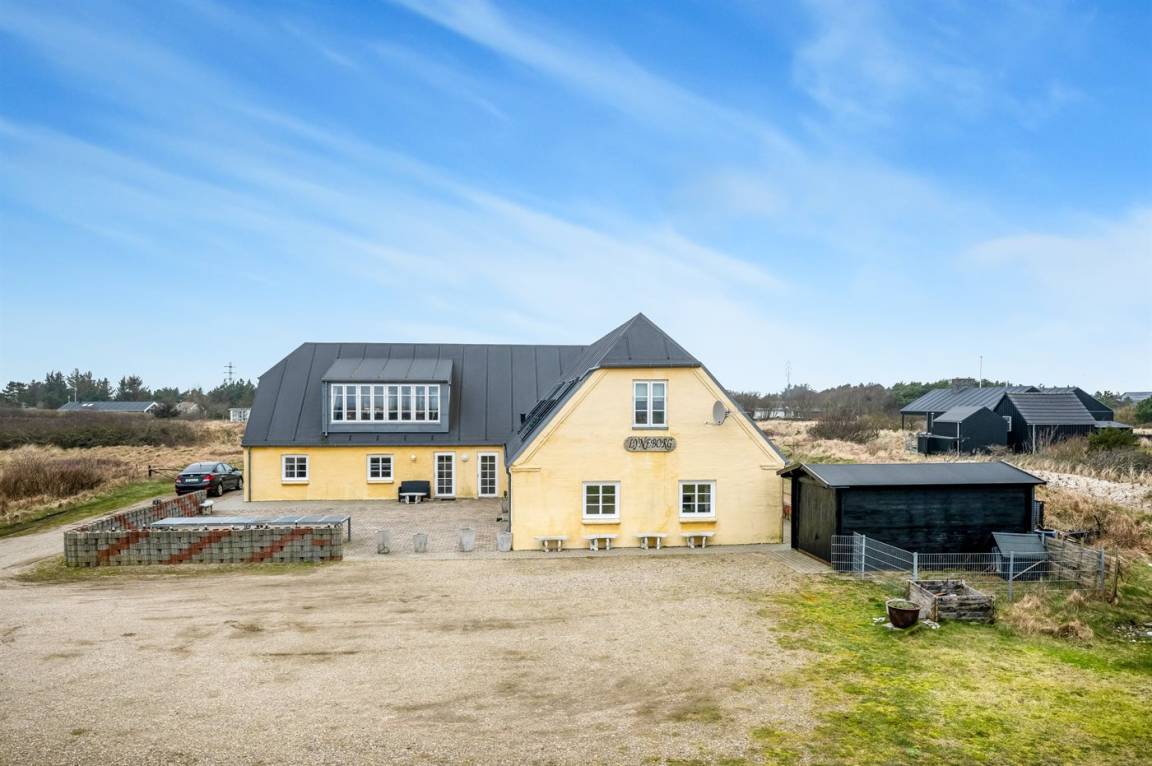 330 M² Ferienhaus ∙ 9 Schlafzimmer ∙ 18 Gäste - Hvide Sande