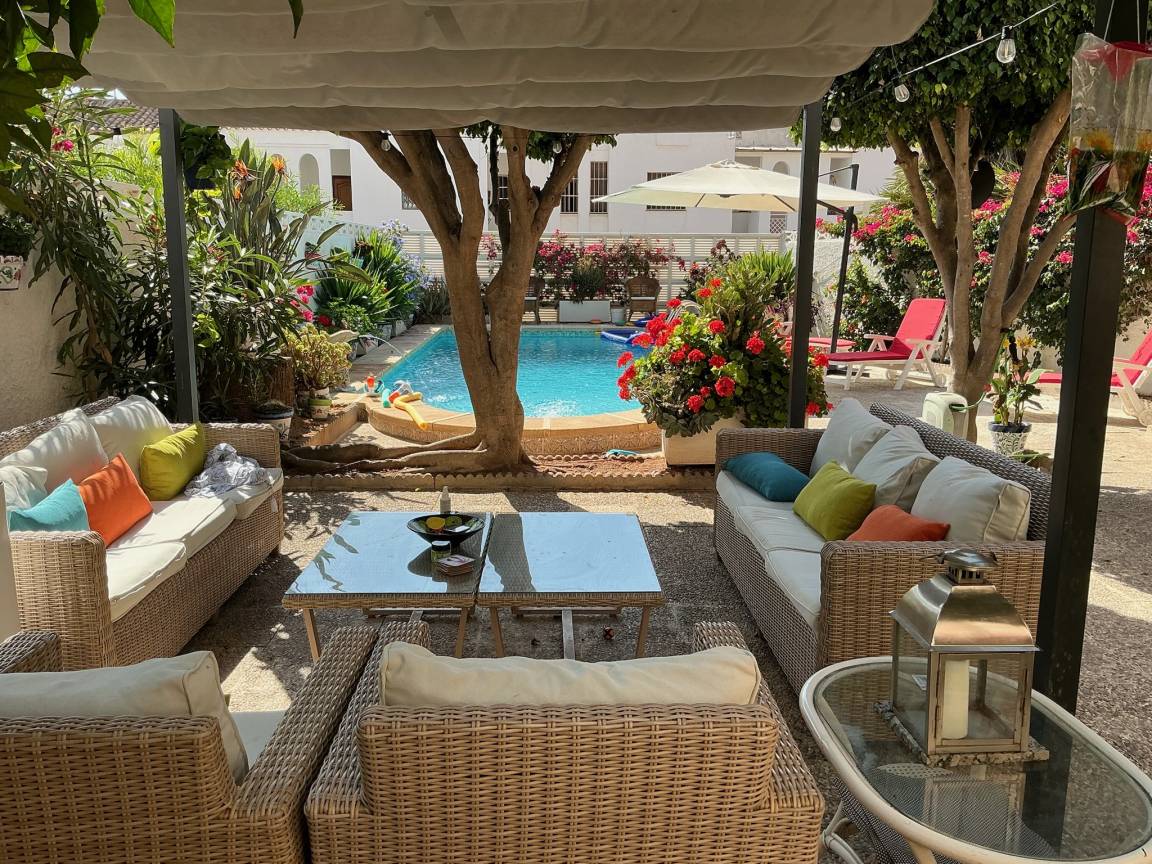 280 M² Ferienhaus ∙ 4 Schlafzimmer ∙ 12 Gäste - Roquetas de Mar