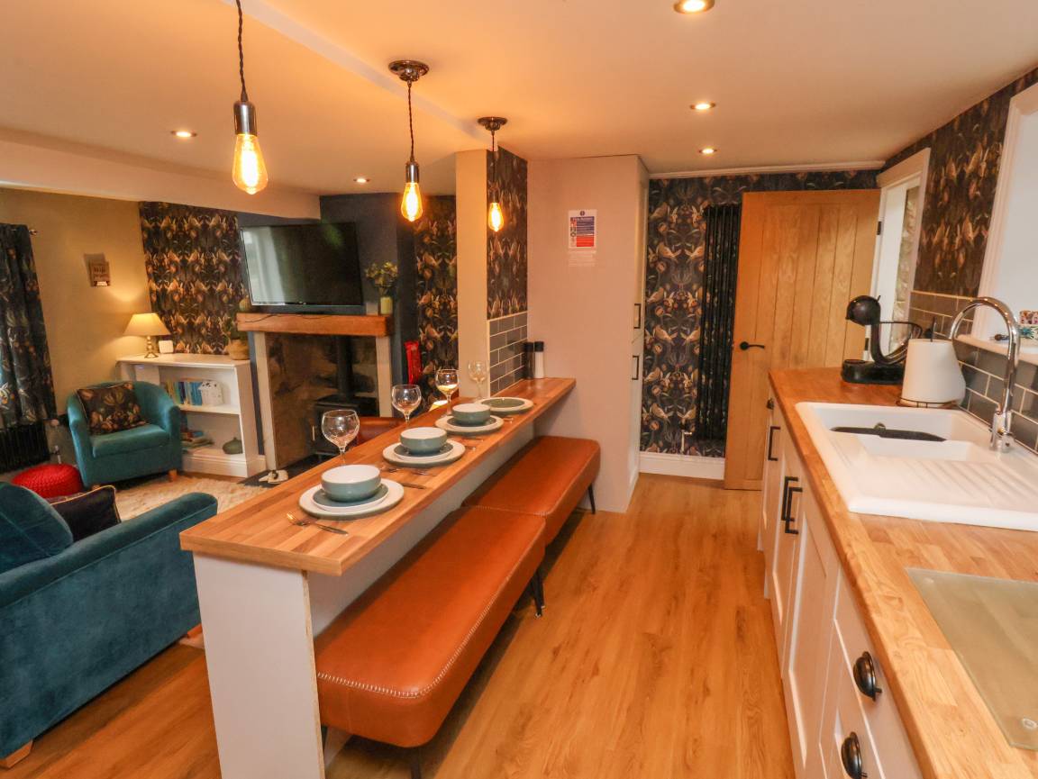 Cottage ∙ 2 Bedrooms ∙ 4 Guests - Redcar