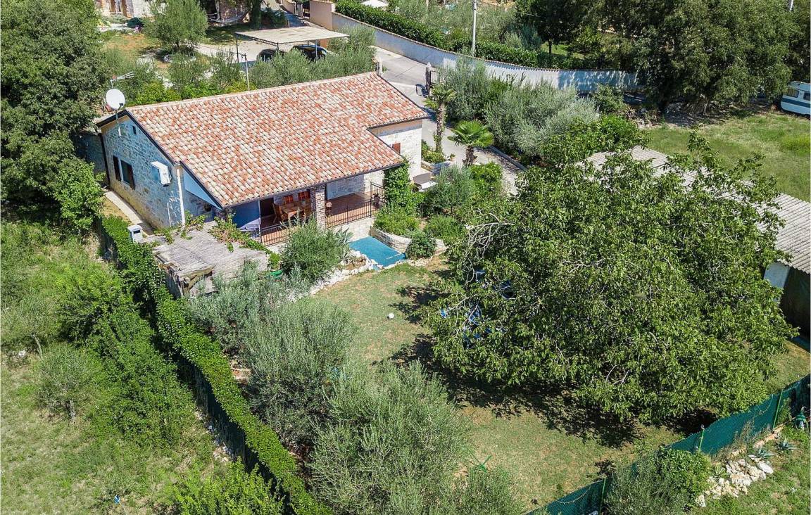 100 M² Ferienhaus ∙ 2 Schlafzimmer ∙ 4 Gäste - Funtana