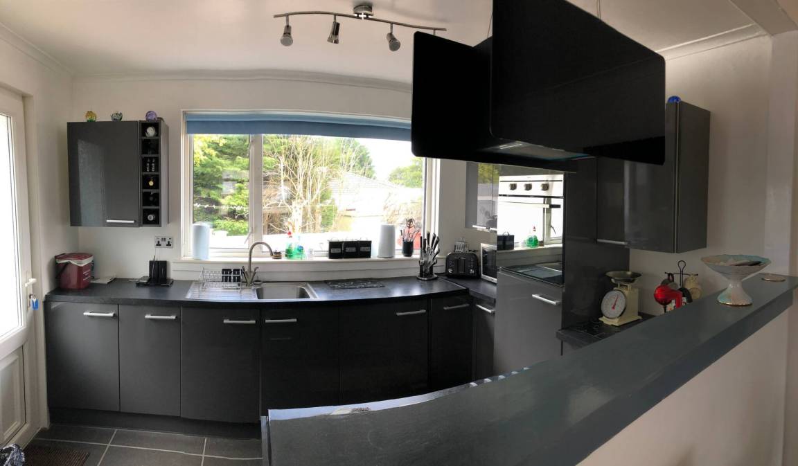 180 M² Apartment ∙ 3 Bedrooms ∙ 6 Guests - Motherwell