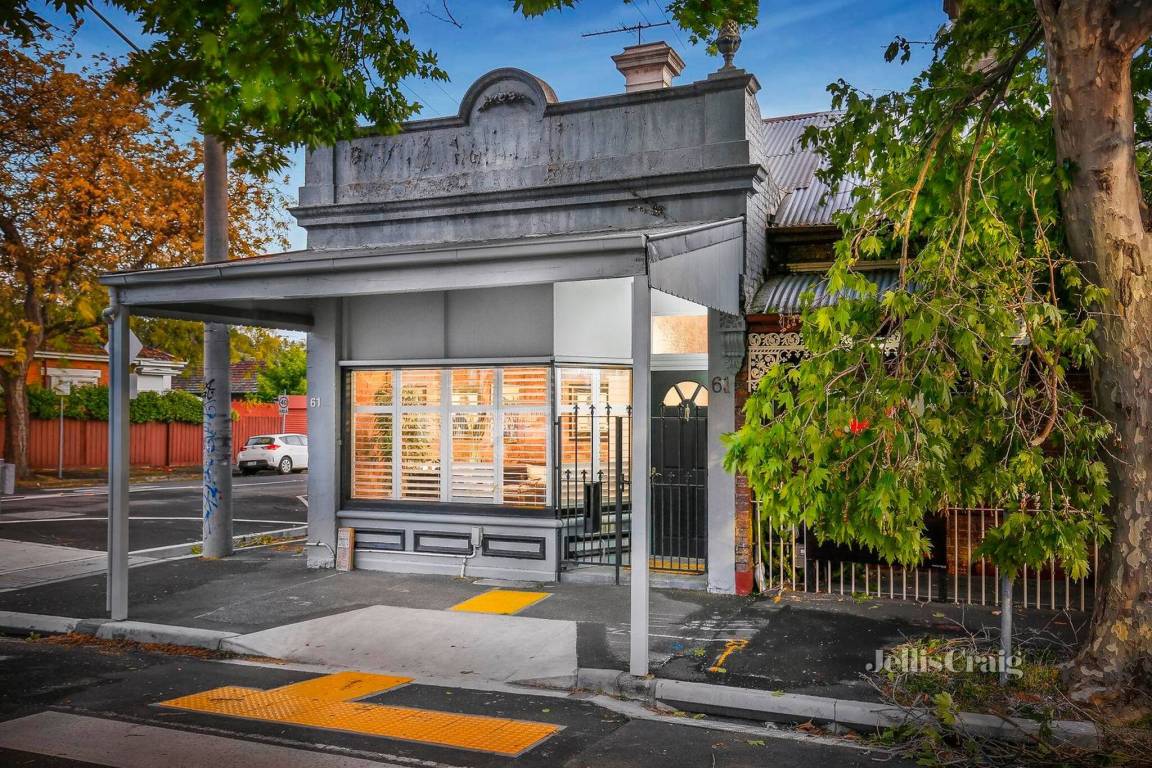 124 M² Apartment ∙ 3 Bedrooms ∙ 6 Guests - St Albans, Australia