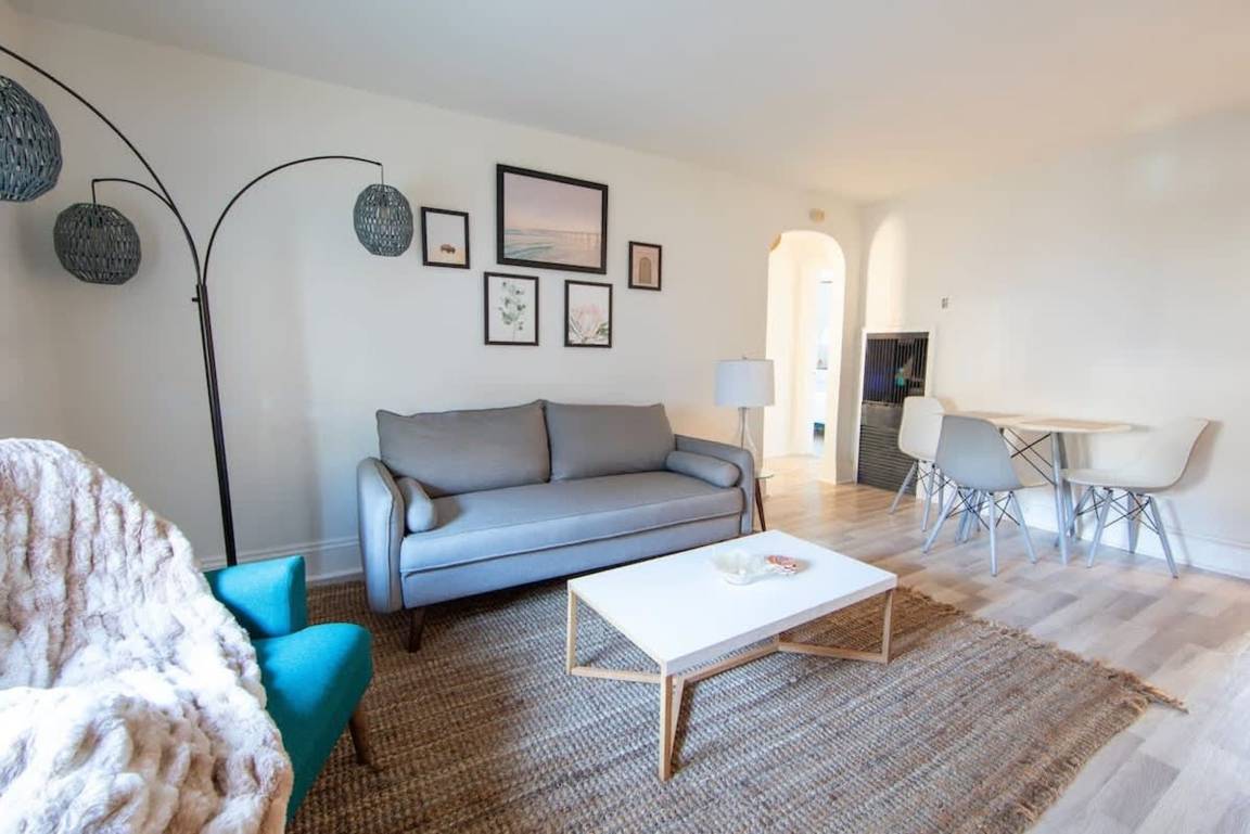 Apartment ∙ 2 Bedrooms ∙ 4 Guests - Norfolk, VA