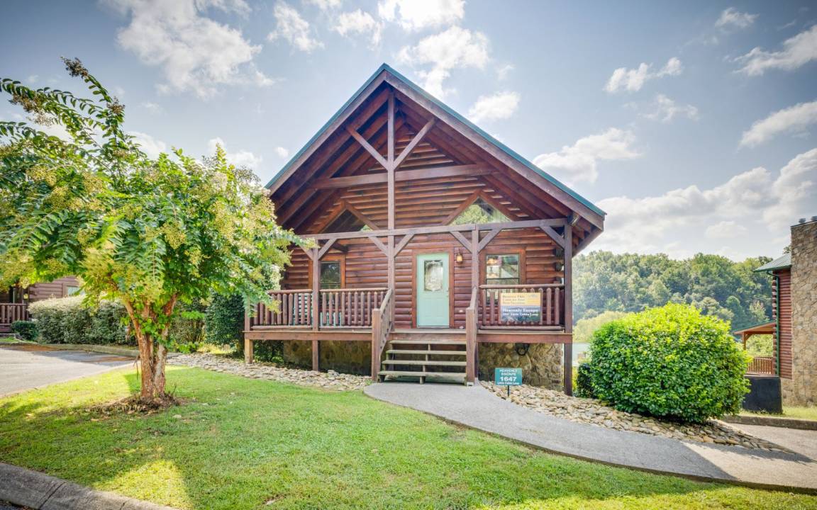 269 M² Cabin ∙ 6 Bedrooms ∙ 16 Guests - Pigeon Forge, TN