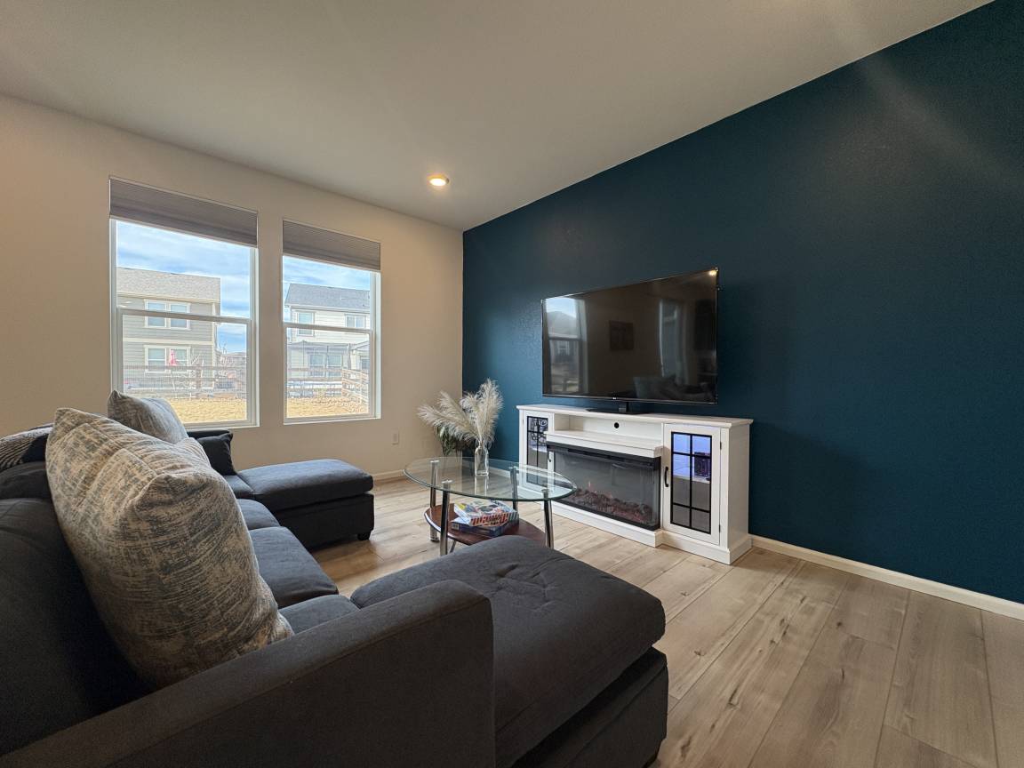 179 M² House ∙ 3 Bedrooms ∙ 8 Guests - Loveland, CO