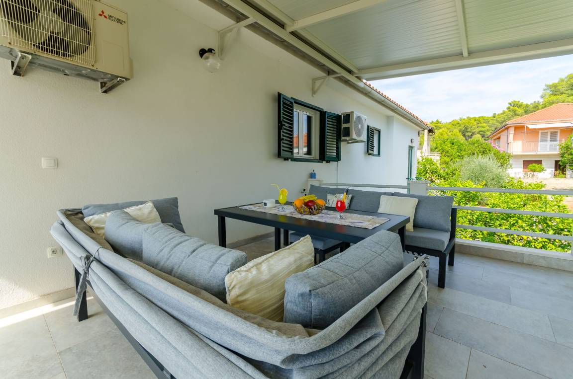 40 M² Ferienwohnung ∙ 2 Schlafzimmer ∙ 4 Gäste - Bol