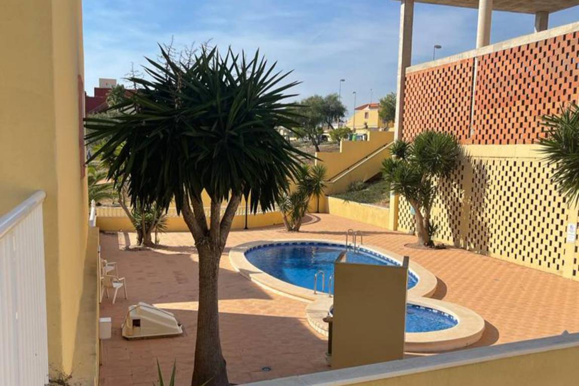 55 M² Ferienhaus ∙ 2 Schlafzimmer ∙ 6 Gäste - Cabo Roig