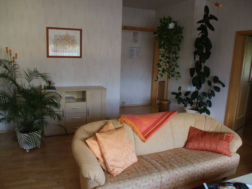 74 M² Ferienwohnung ∙ 2 Schlafzimmer ∙ 4 Gäste - Erfurt