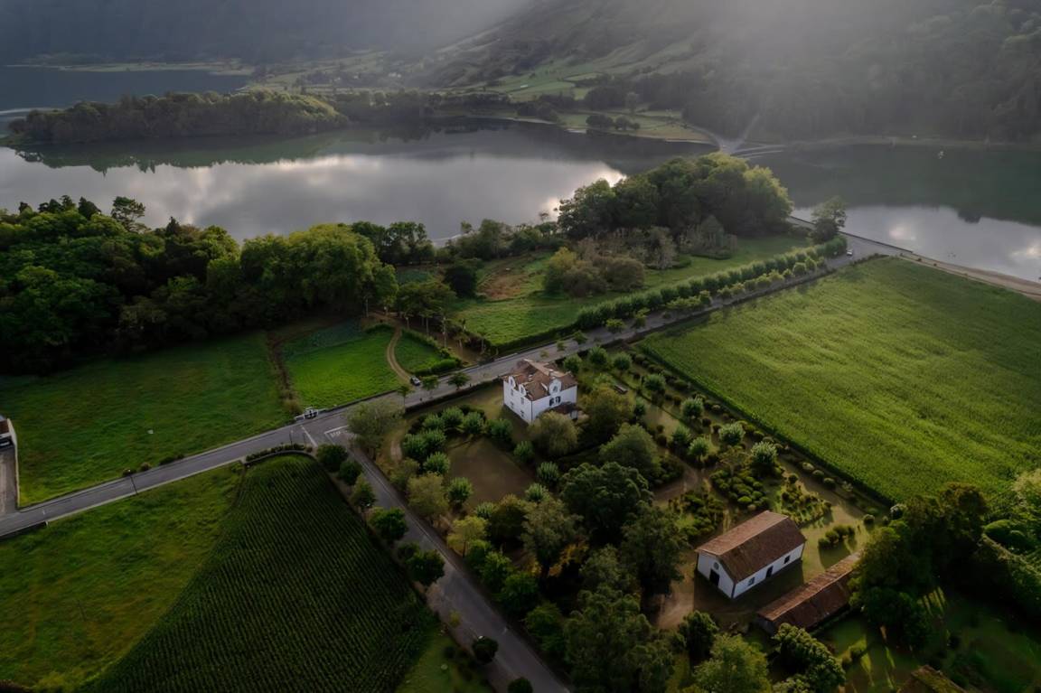 600 M² House ∙ 5 Bedrooms ∙ 10 Guests - Sete Cidades