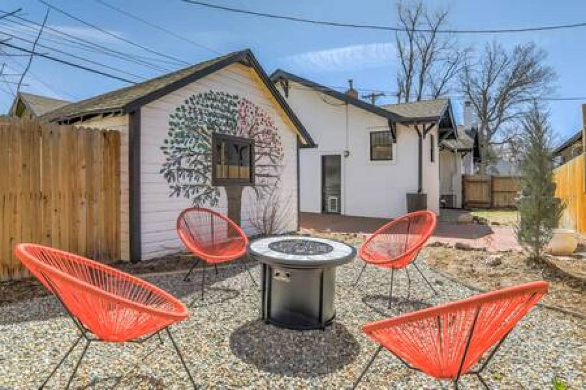 House ∙ 3 Bedrooms ∙ 7 Guests - Manitou Springs, CO
