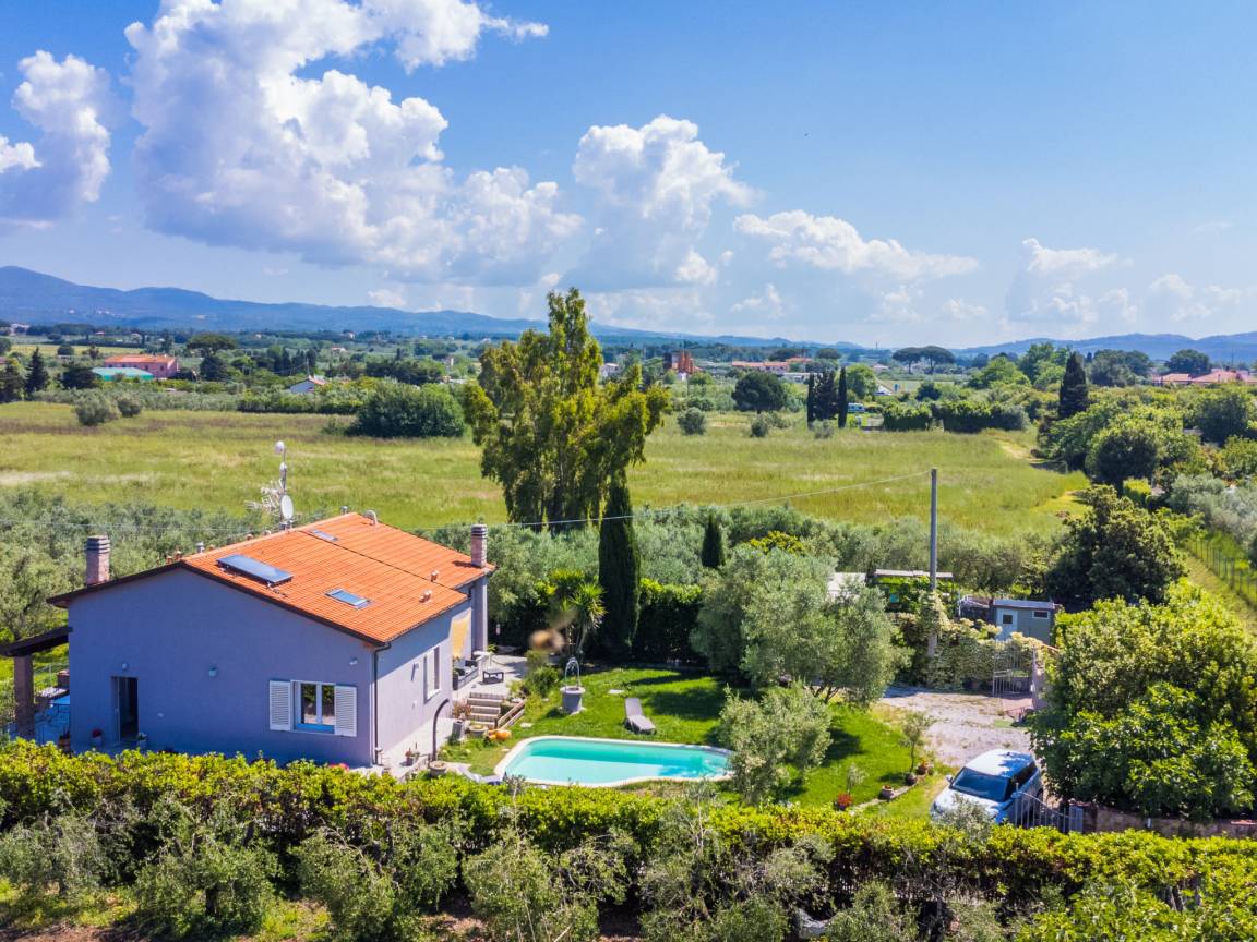 160 M² Huis ∙ 2 Slaapkamers ∙ 5 Gasten - Cecina
