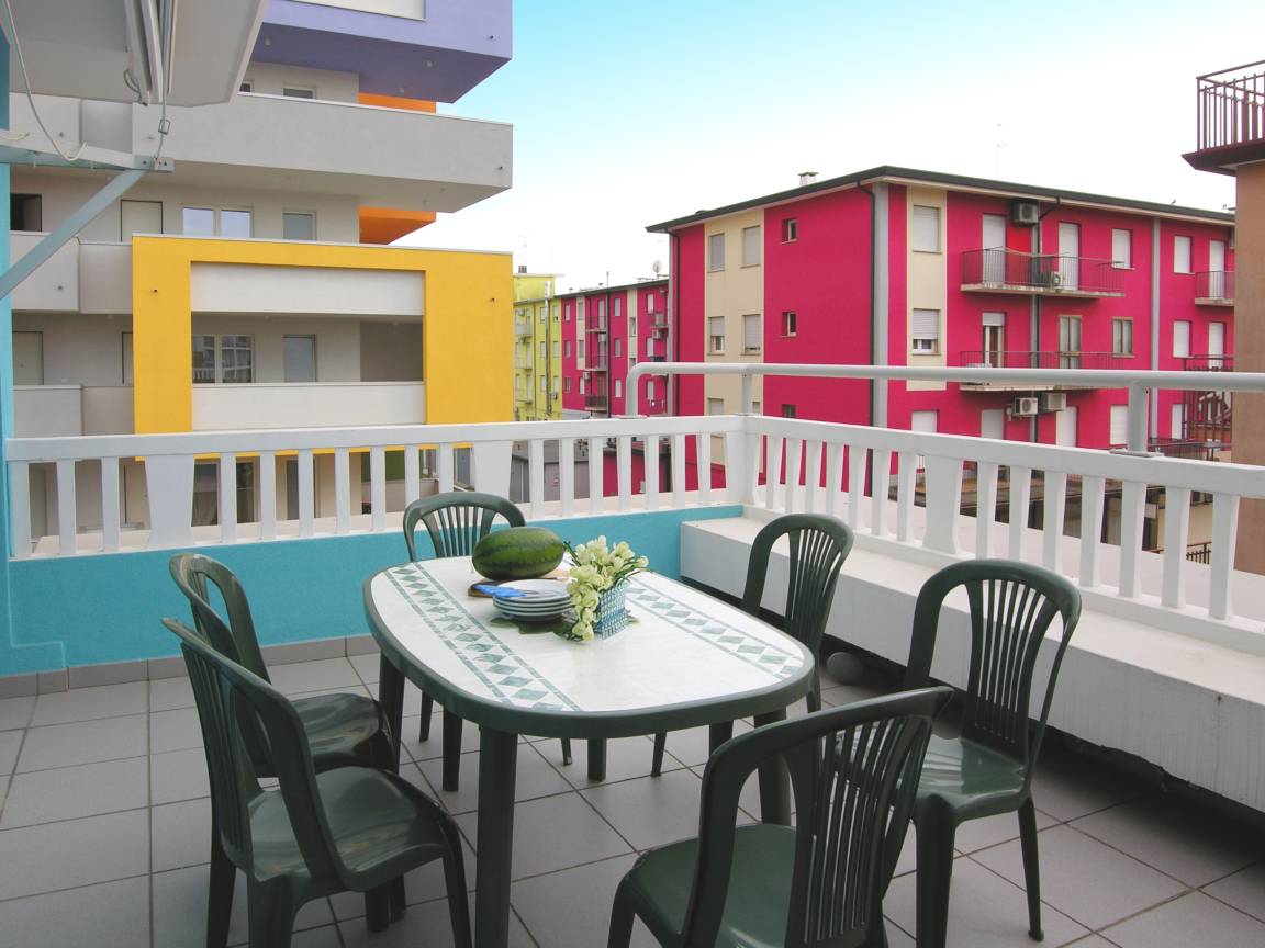 60 M² Appartamento Vacanza ∙ 2 Camere Da Letto ∙ 7 Ospiti - Bibione