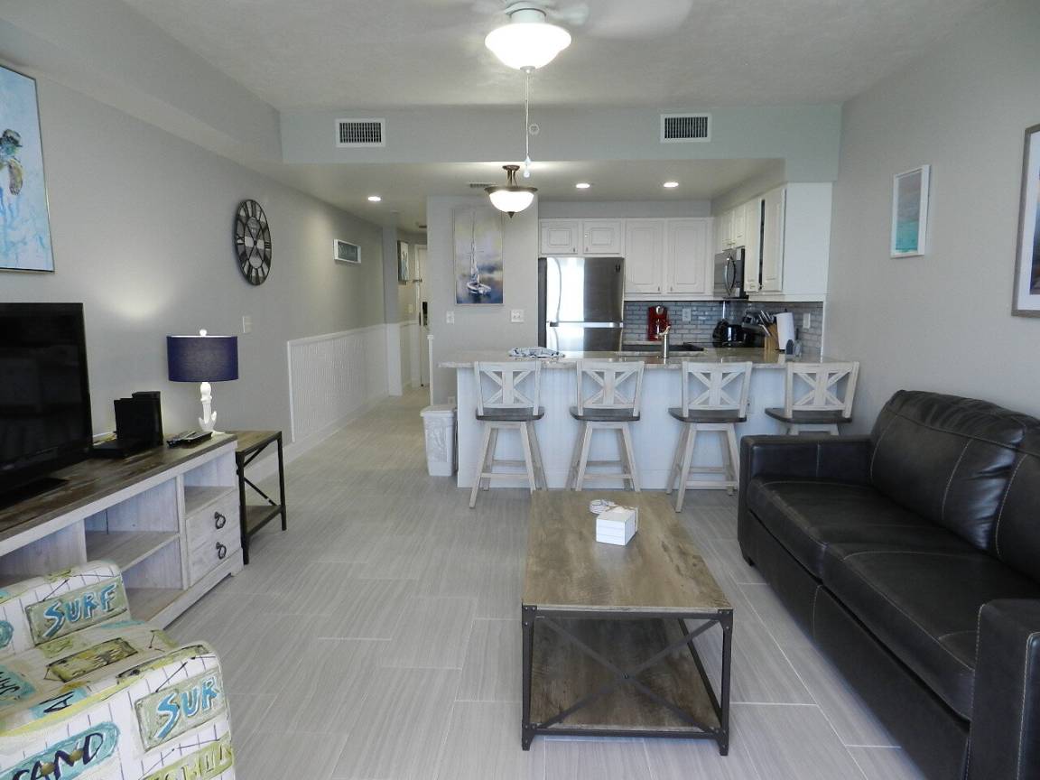 74 M² Ferienwohnung ∙ 1 Schlafzimmer ∙ 6 Gäste - Daytona Beach