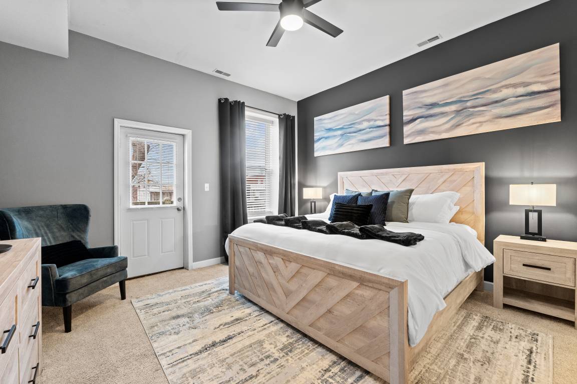 223 M² House ∙ 4 Bedrooms ∙ 14 Guests - St. Louis, MO