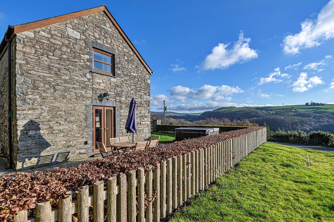 80 M² Cottage ∙ 2 Bedrooms ∙ 6 Guests - Great Britain