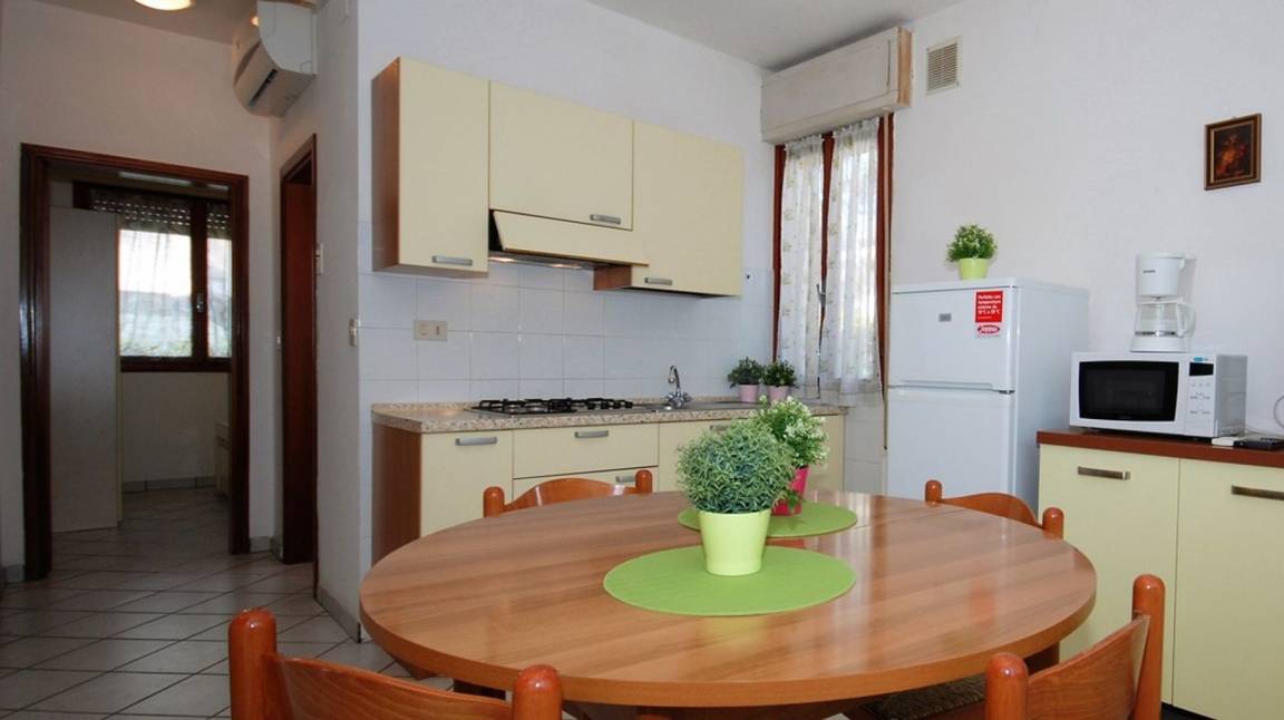 60 M² Villa ∙ 3 Bedrooms ∙ 5 Guests - Lignano Sabbiadoro