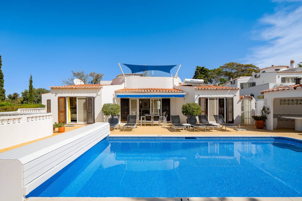 210 M² Villa ∙ 3 Bedrooms ∙ 6 Guests - Carvoeiro