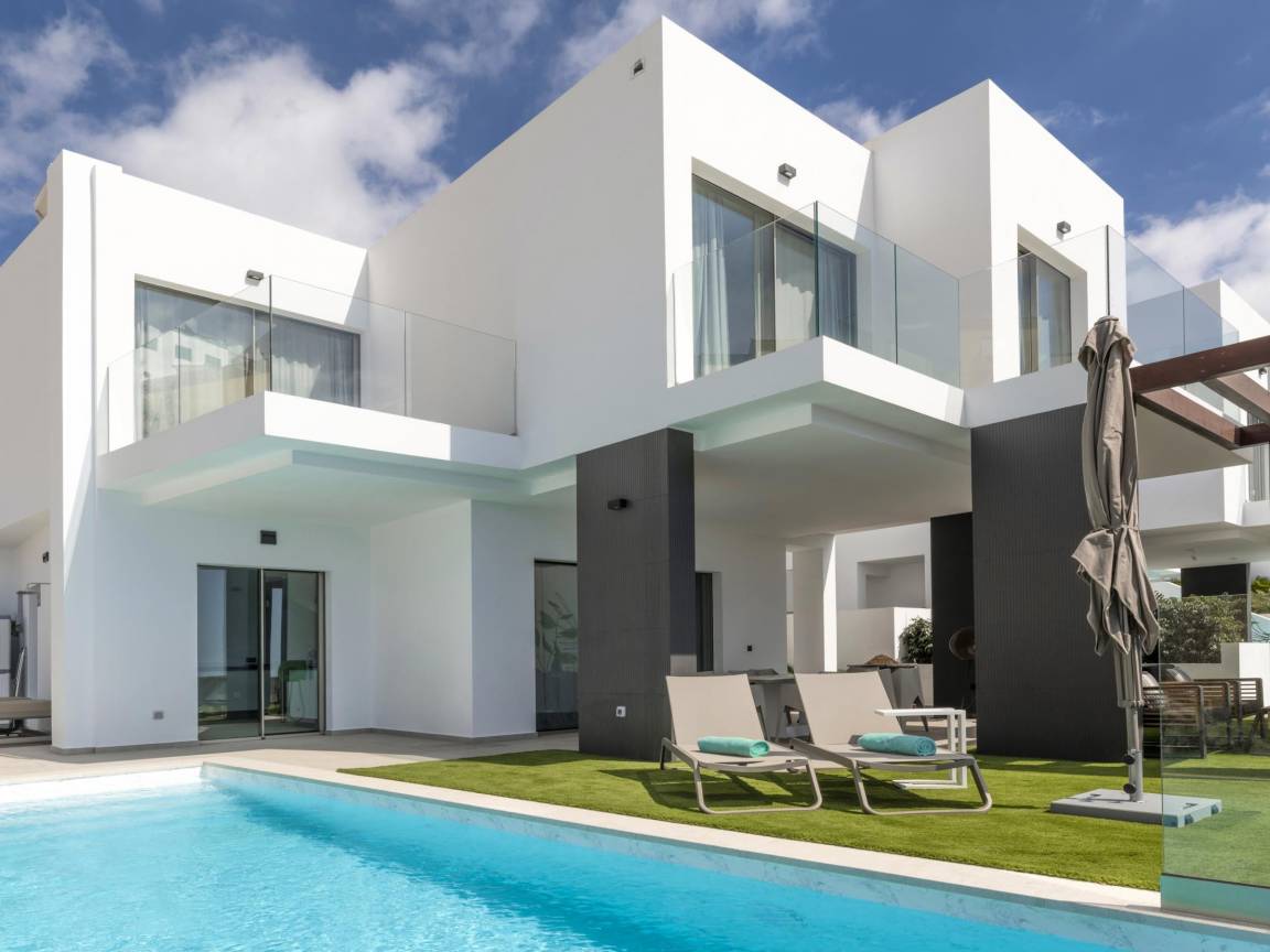 134 M² Villa ∙ 3 Bedrooms ∙ 6 Guests - Costa Adeje