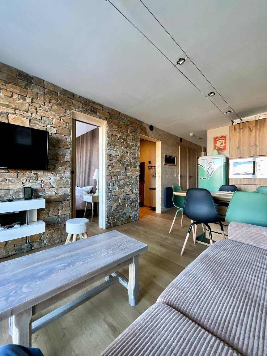 36 M² Huoneisto ∙ 2 Makuuhuonetta ∙ 6 Vierasta - Saint-Jean-de-Maurienne