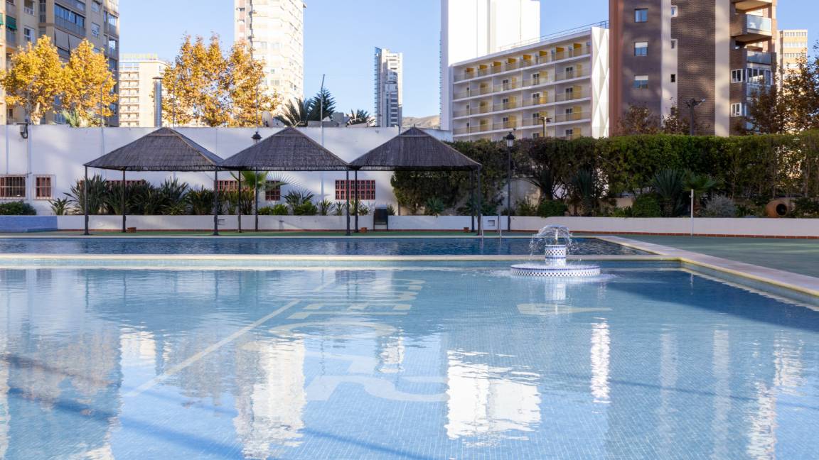 Ferienwohnung ∙ 2 Schlafzimmer ∙ 4 Gäste - Benidorm