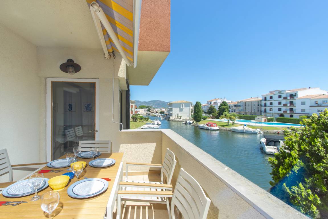 50 M² Apartamento ∙ 2 Habitaciones ∙ 6 Huéspedes - Ampuriabrava