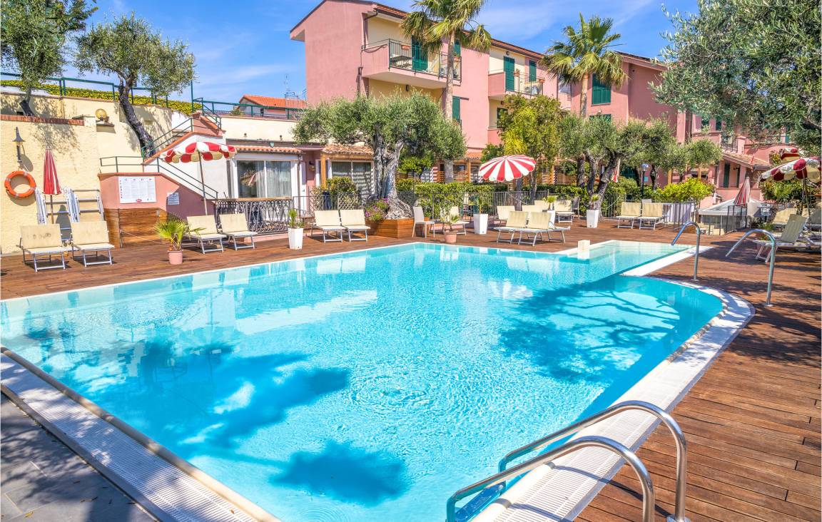 30 M² Apartment ∙ 1 Bedroom ∙ 4 Guests - İmperia, İtalya