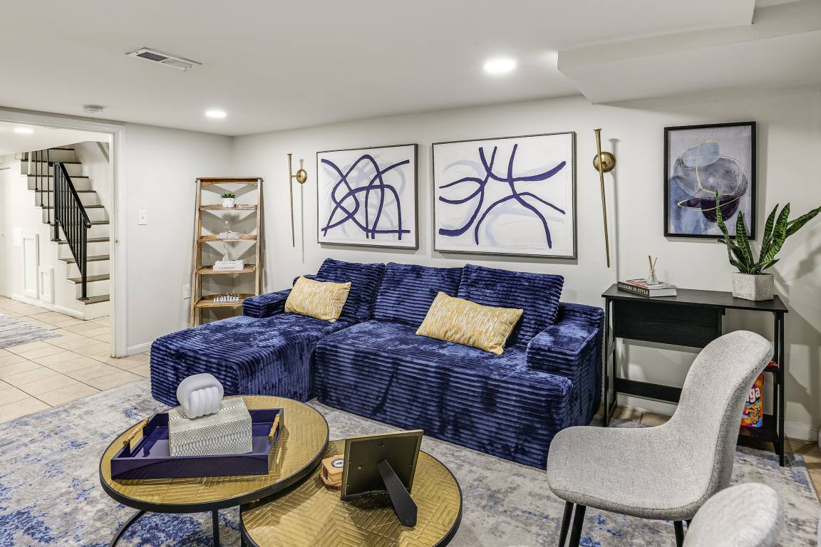 102 M² Ferienwohnung ∙ 2 Schlafzimmer ∙ 6 Gäste - Towson, MD