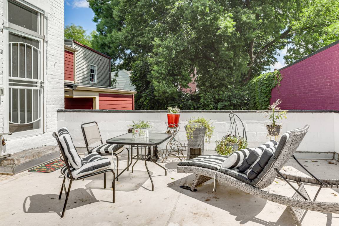 130 M² Apartment ∙ 1 Bedroom ∙ 6 Guests - Covington, KY