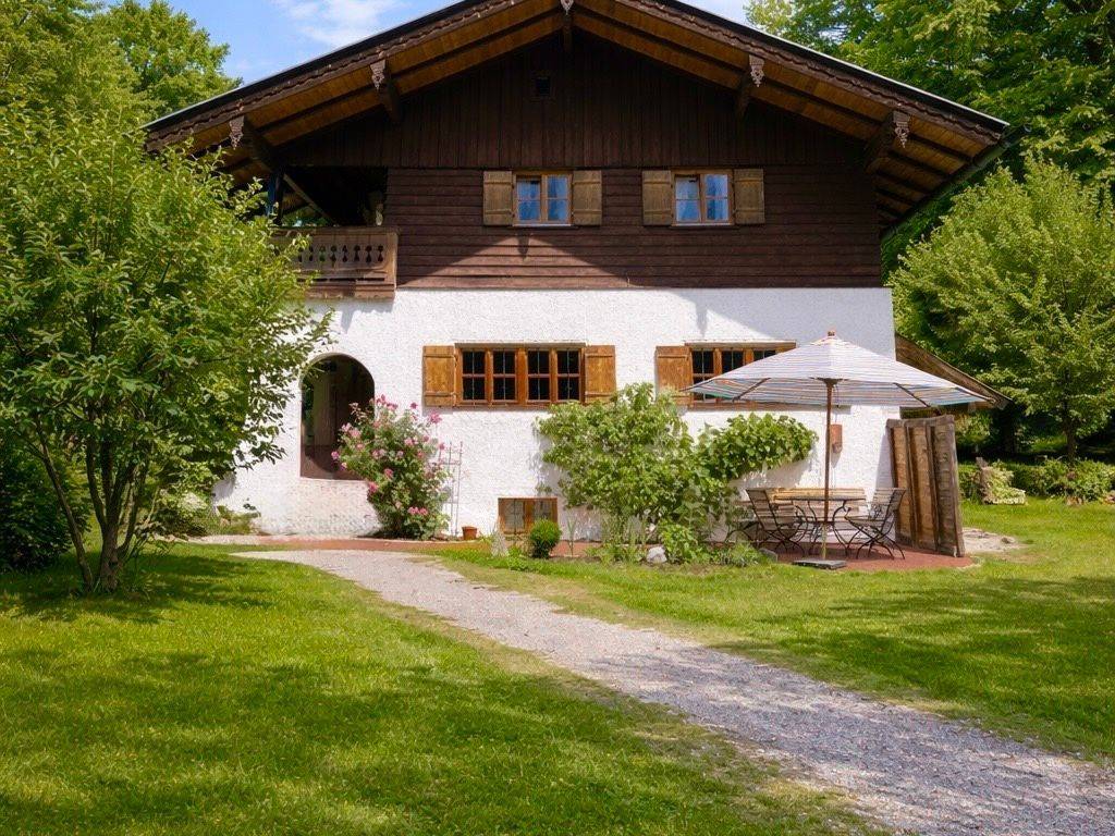 145 M² Ferienhaus ∙ 3 Schlafzimmer ∙ 6 Gäste - Brannenburg