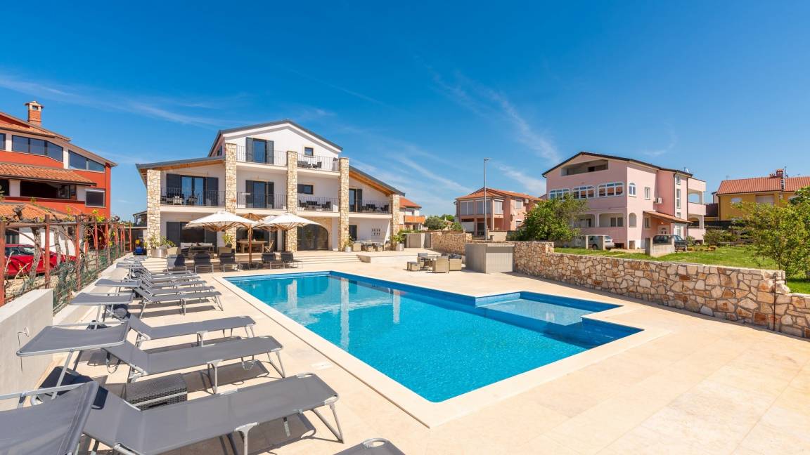 65 M² Ferienwohnung ∙ 2 Schlafzimmer ∙ 5 Gäste - Novigrad