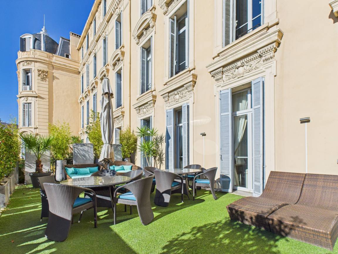 200 M² Apartment ∙ 5 Bedrooms ∙ 12 Guests - Grasse