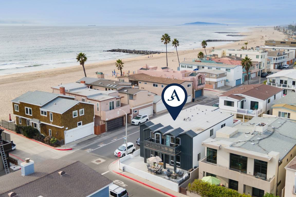 131 M² Ferienhaus ∙ 8 Schlafzimmer ∙ 18 Gäste - Newport Beach, CA