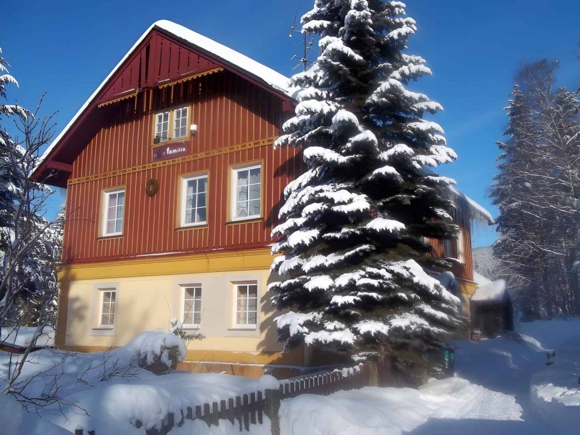 60 M² Apartment ∙ 2 Bedrooms ∙ 6 Guests - Szklarska Poręba