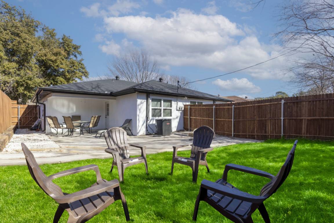 80 M² House ∙ 2 Bedrooms ∙ 6 Guests - Arlington, TX