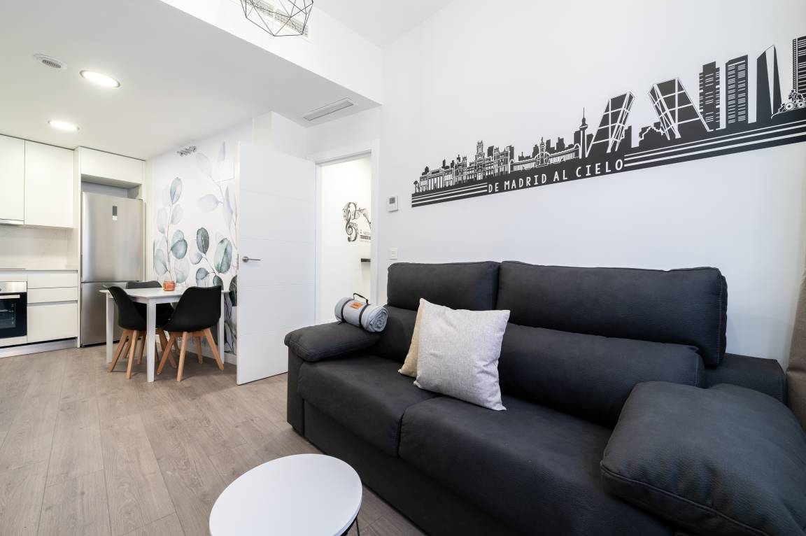 55 M² Huoneisto ∙ 2 Makuuhuonetta ∙ 6 Vierasta - Getafe