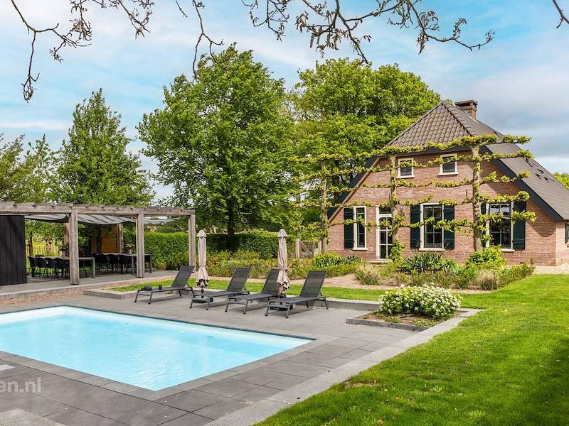 House ∙ 8 Bedrooms ∙ 18 Guests - Ede