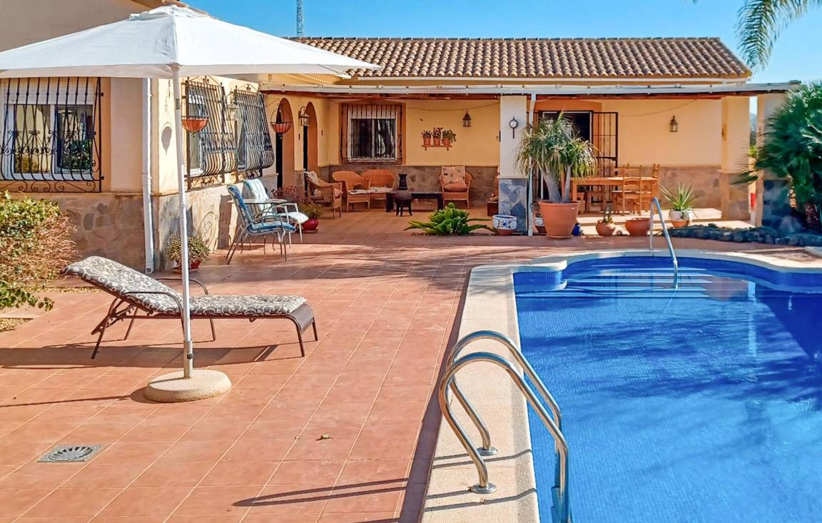 270 M² Maison De Vacances ∙ 3 Chambres ∙ 6 Personnes - Albox