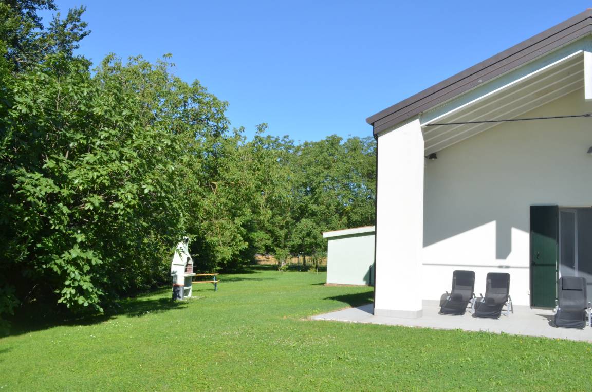 150 M² Villa ∙ 3 Bedrooms ∙ 6 Guests - Mira